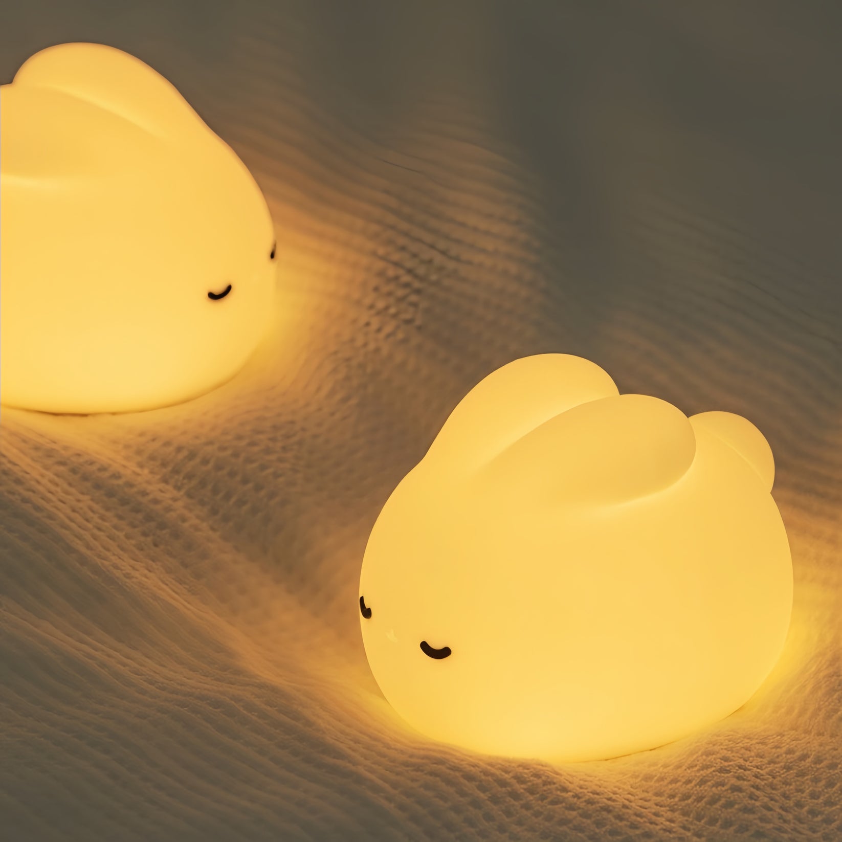 Dream Rabbit Emotion Lamp – Blossom Nights